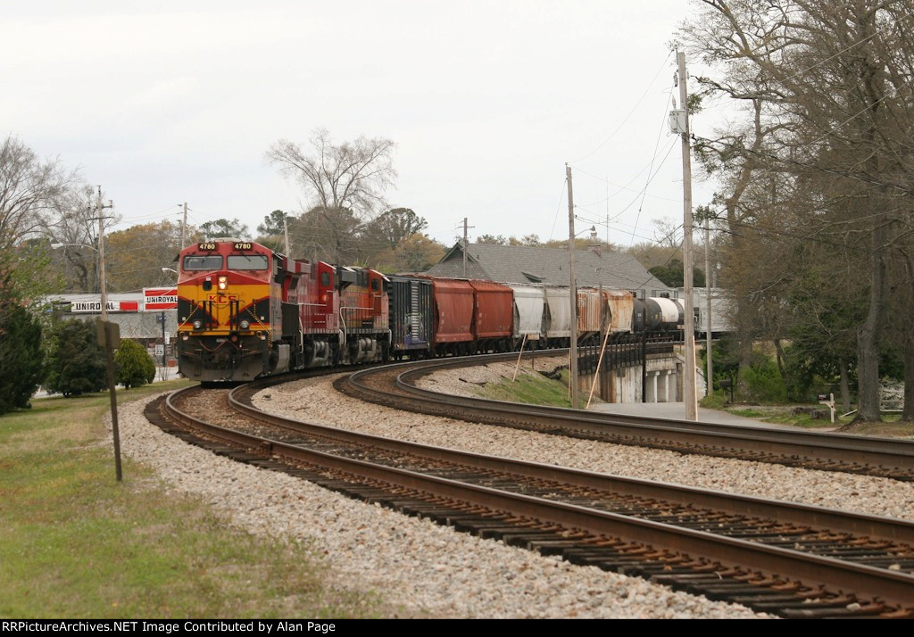 KCS 4780 leads CP 9546 and BNSF 7246
